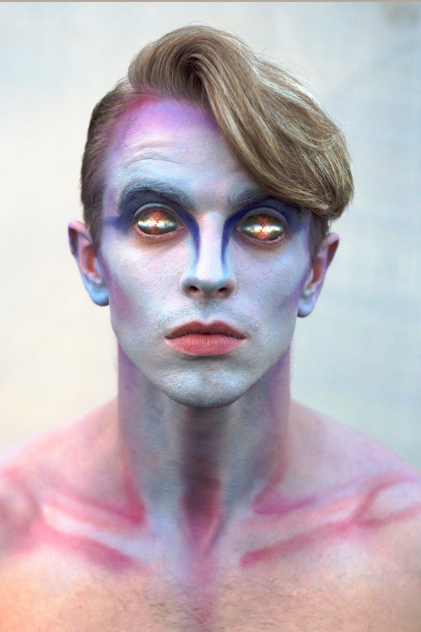 10 Pictures That Are Begging to Be Turned Into Stories, Part Five ...